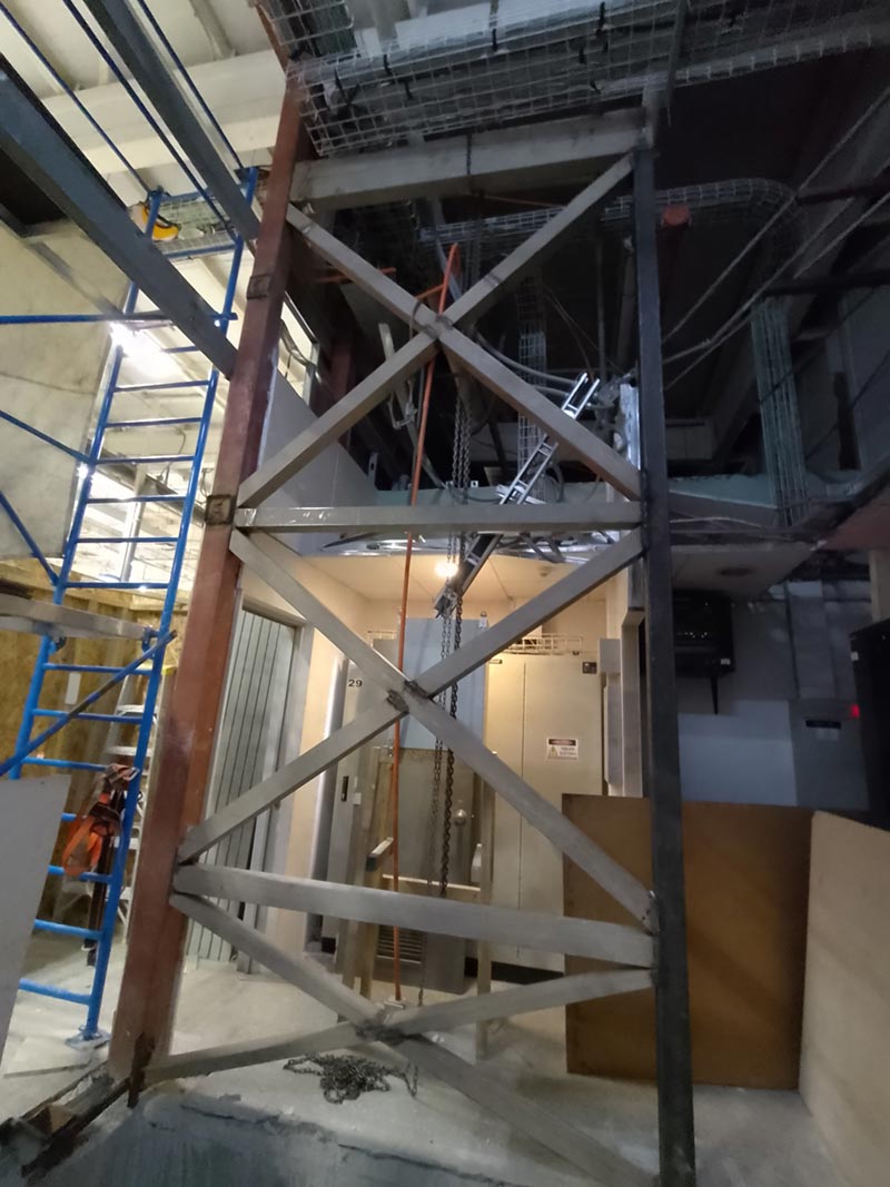 PROYECTO ESCOTILLA ASCENSOR SHC CHILOÉ - EA Ingeniería y Construcción